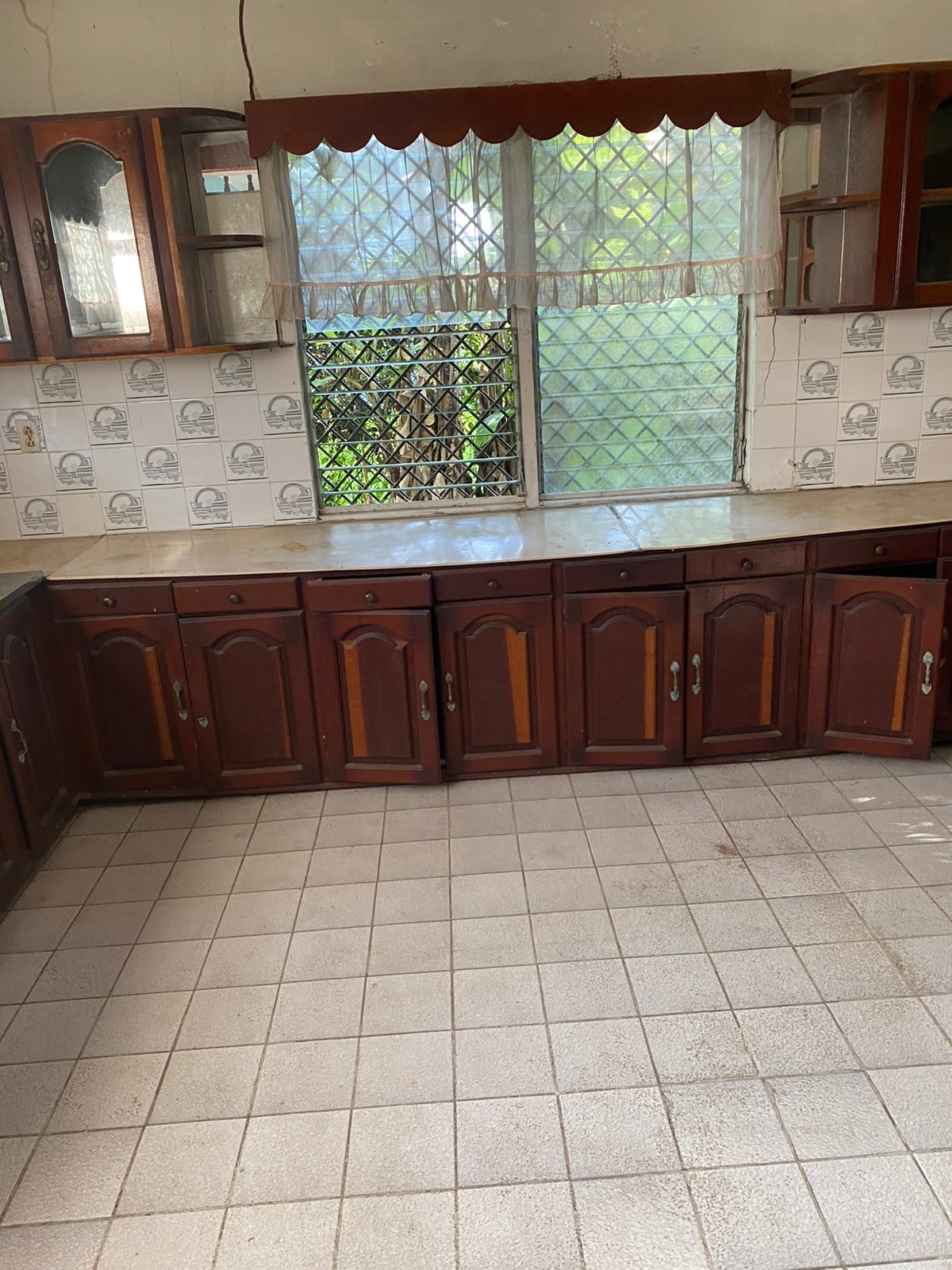 4 Bed house in Nandy Park - Guyana Real Estate Services